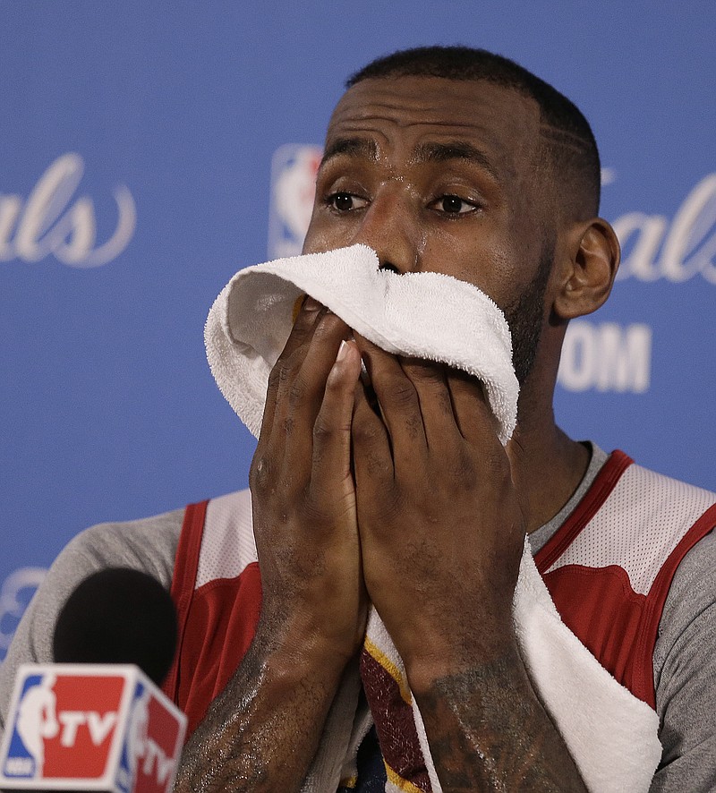 NBA Finals go on, with Warriors seeming even bigger favorite ...