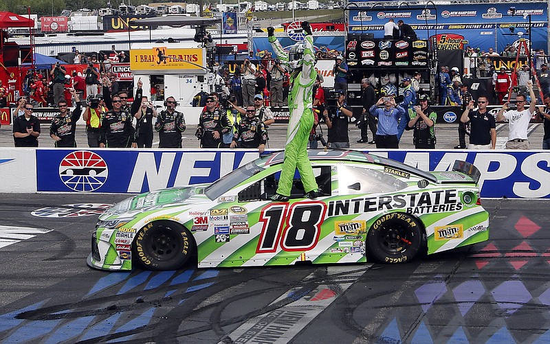 Kyle Busch races to 3rd win of year, moves closer to Chase ...