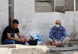 Amid battle against IS, Iraqis face cholera outbreak | Chattanooga ...