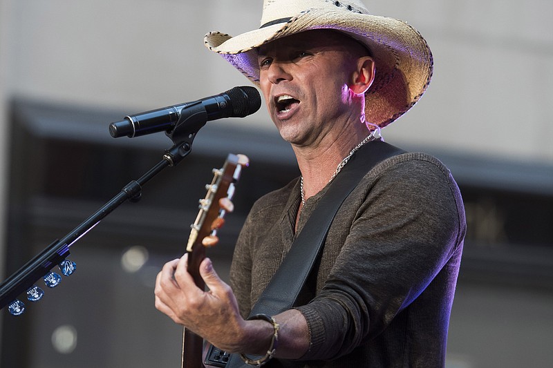Chesney playing Pittsburgh a 2nd time since fans' infamy | Chattanooga ...