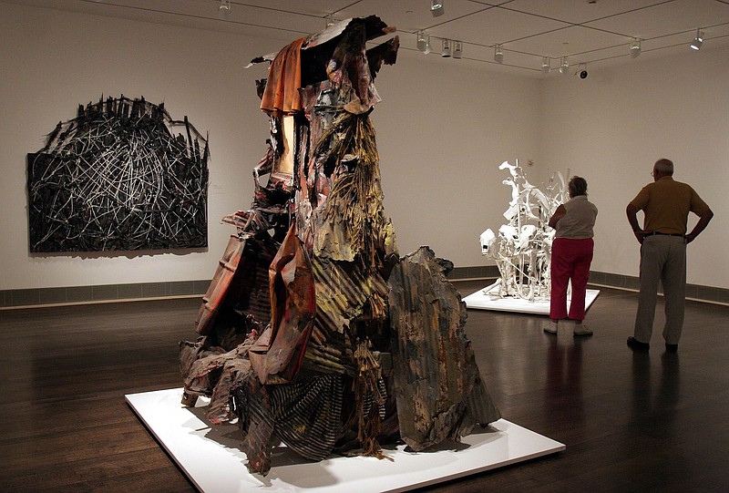 Self-taught painter, sculptor Thornton Dial dies | Chattanooga Times ...