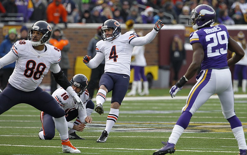 Jay Feely embraces new role as CBS' kicking expert | Chattanooga Times ...