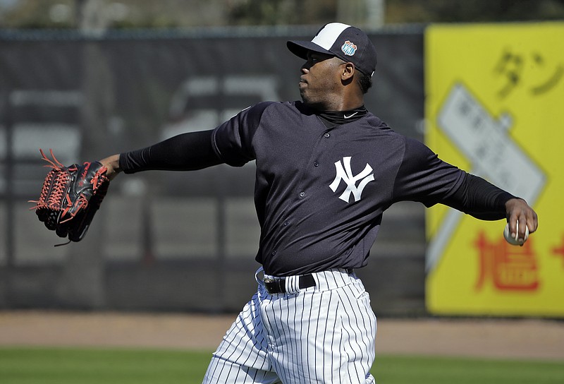 Yankees closer Chapman agrees to accept 30-game suspension ...