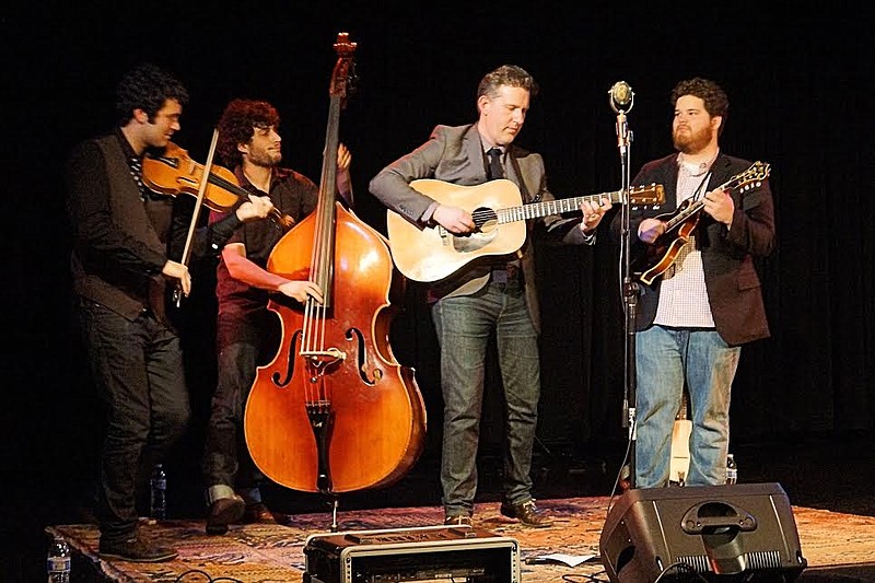 Bryan Sutton Band shows off musical chops at The Camp House ...