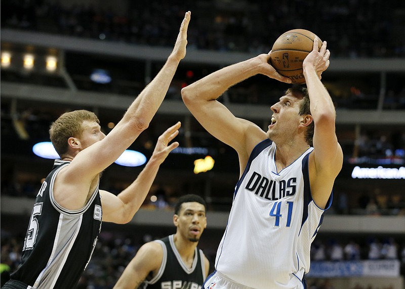 Mavericks Nowitzki leading another playoff run at age 37 Chattanooga Times Free Press