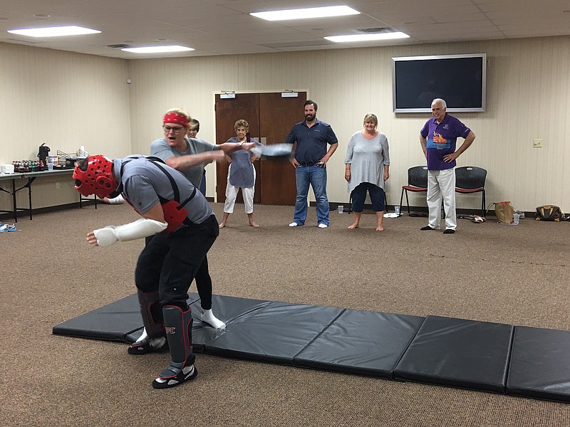 Chattanooga Realtors learn self-defense for on-the-job protection ...