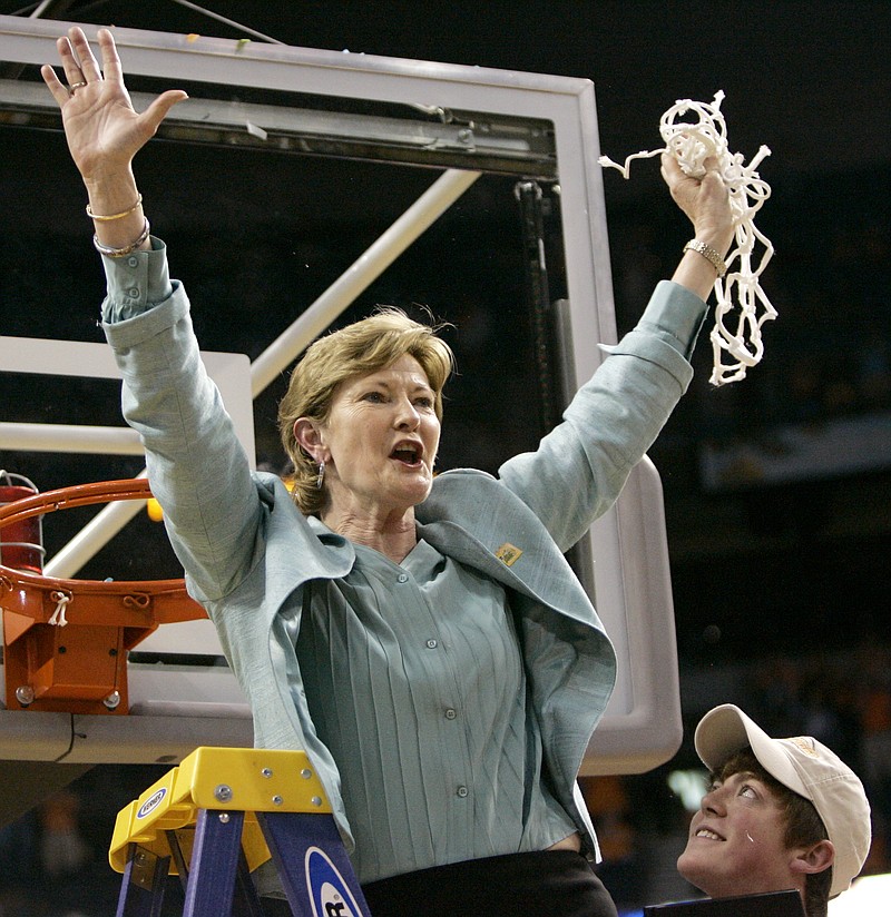 Pat Summitt changed the game for women's basketball | Chattanooga Times ...