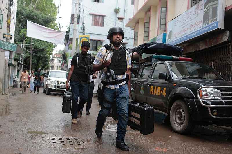 Bangladesh police say 9 militants killed in raid in Dhaka | Chattanooga ...