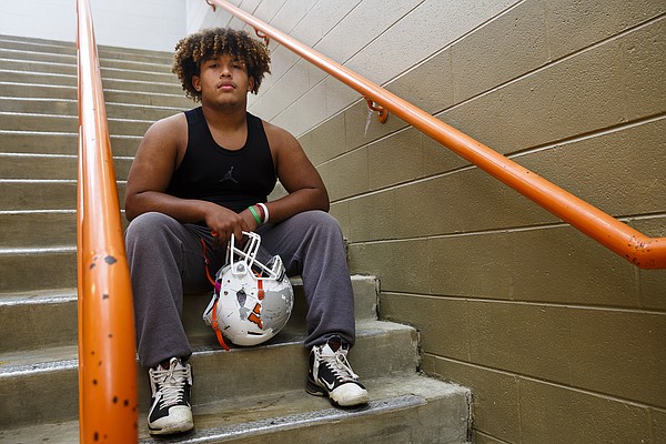 Trey Hubbard's versatility expands to aid East Ridge Pioneers ...