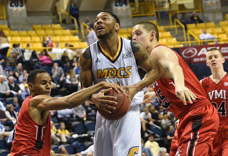QJ Peterson's big night leads VMI to huge upset over Mocs [photos ...