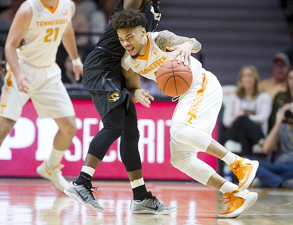 New-look Robert Hubbs powers Vols to easy rout of Missouri, 90-70 ...