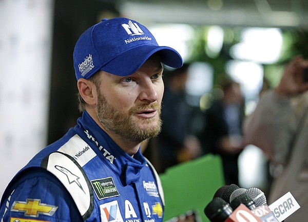 Earnhardt wants to win a title then ride into retirement | Chattanooga ...
