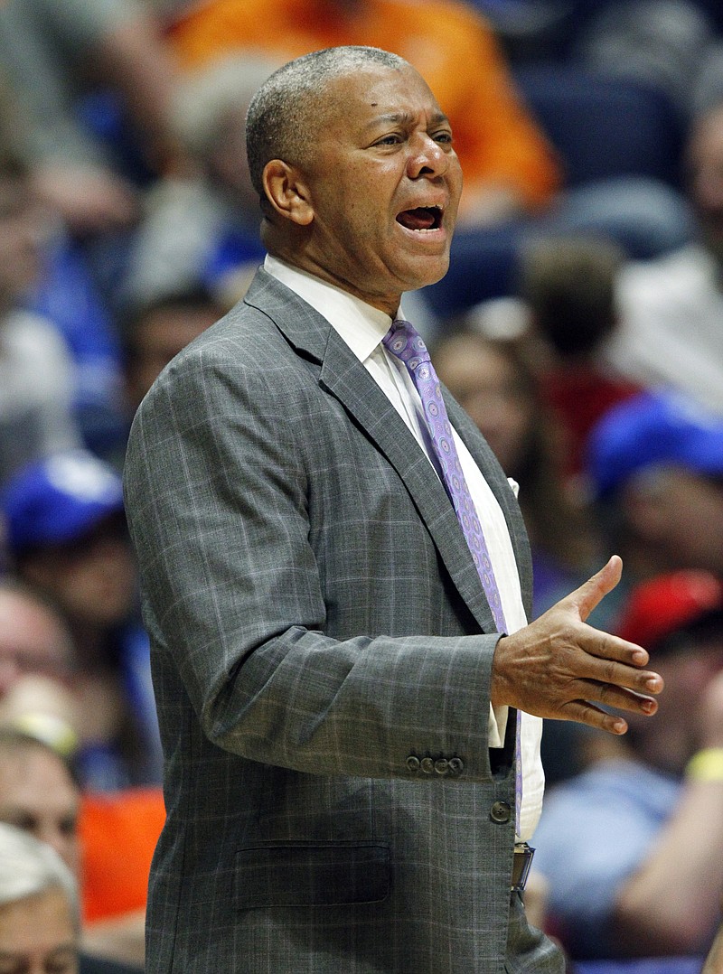 AP Source: LSU's Jones out as basketball coach after 5 years ...