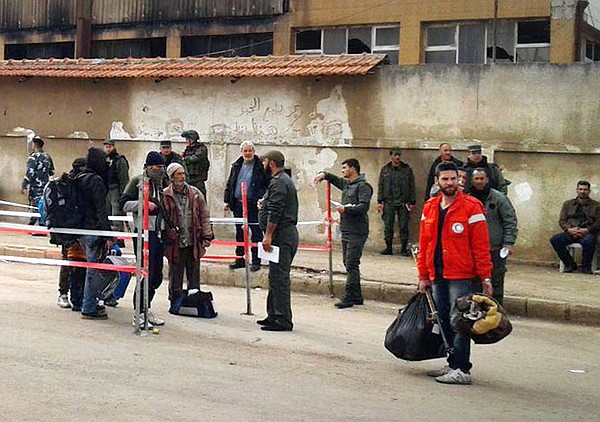 More Syrian Rebels Families Leave City Of Homs Under Deal