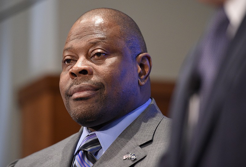 Back at Georgetown, Ewing eyes 'new era' as basketball coach ...