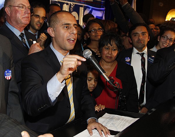 Police anti-profiling measure OK'd, viewed as national model ...