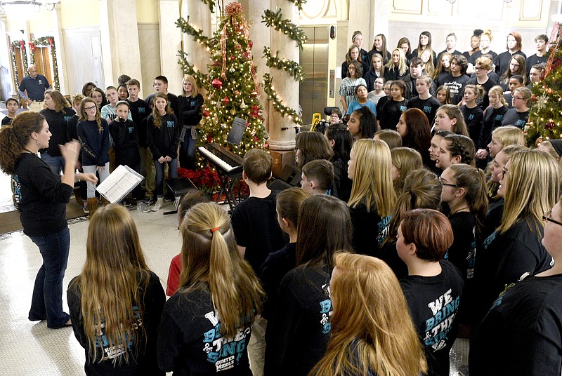 Class notes: 'Christmas at the Courthouse' schedule released ...