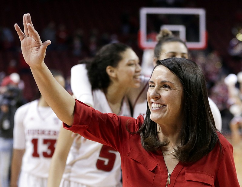 Nebraska women's hoops rebound with 2nd-year coach Williams ...