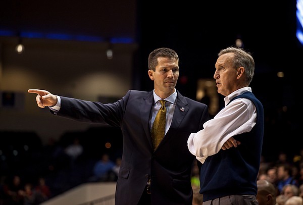 Belmont assistant Mark Price named Baylor School basketball coach ...