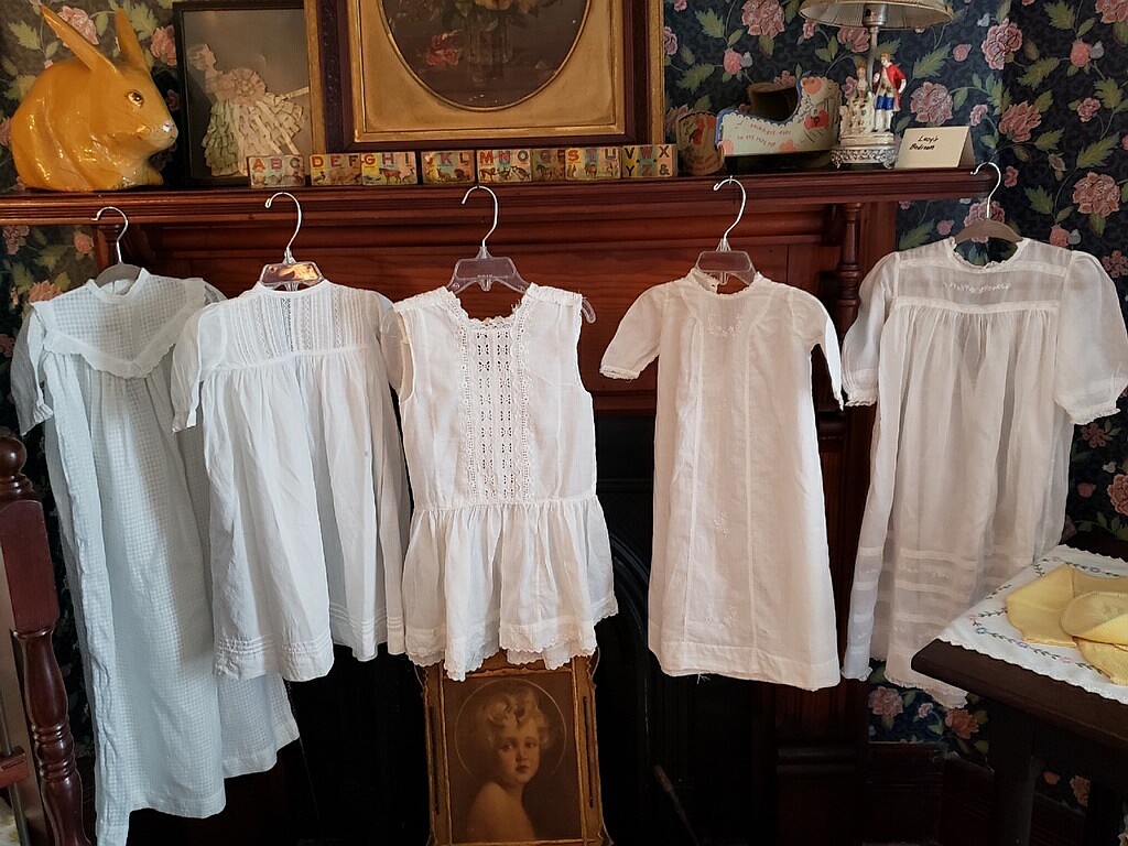 Vintage fashions displayed in Dalton, Georgia | Chattanooga Times Free ...