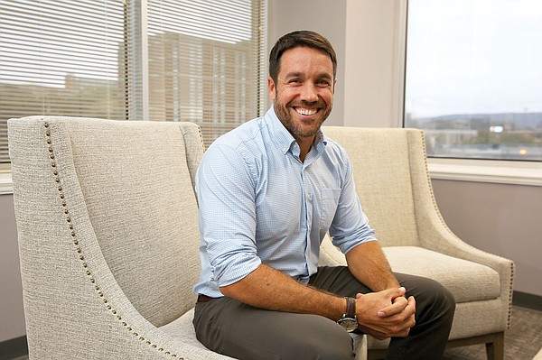 Building a business: Homebuilder Gabe Thomas launches new venture ...