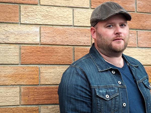 Singer-songwriter Dom Wier performing in Ellijay, Georgia | Chattanooga ...