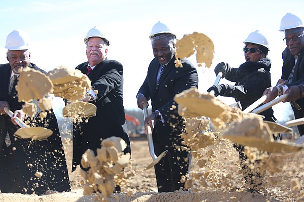 Cooper: Greg Beck kept pushing for Howard School stadium | Chattanooga ...