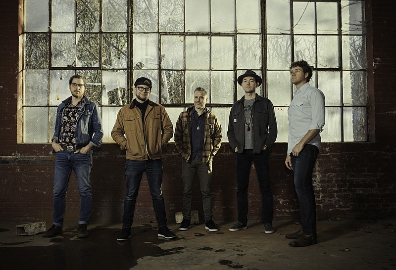 Infamous Stringdusters focused on connecting with fans | Chattanooga ...