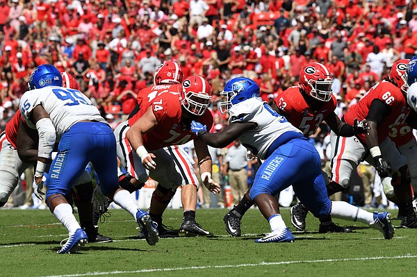 Bulldogs offensive lineman Ben Cleveland shaking off the rust this ...