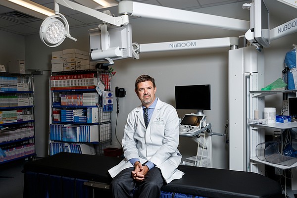 Chris LeSar wins Champions of Health Care Community Physician Award ...