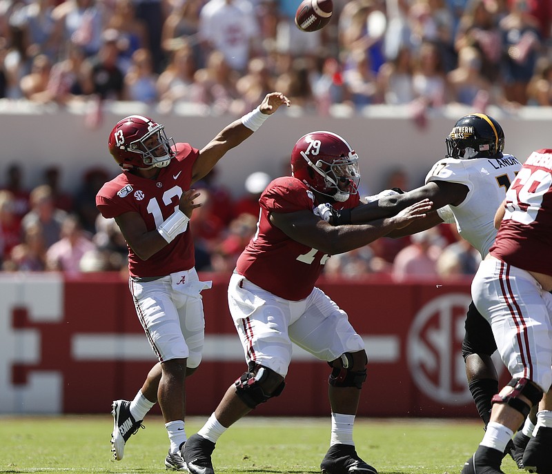 Tua Tagovailoa producing another clean and effective season for Crimson ...