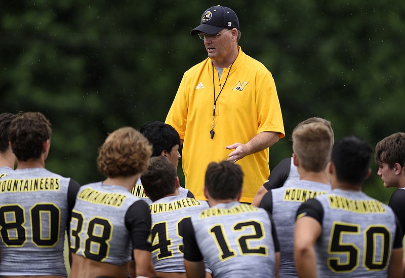 Northwest Georgia football teams hit crucial stretch in playoff hunt ...