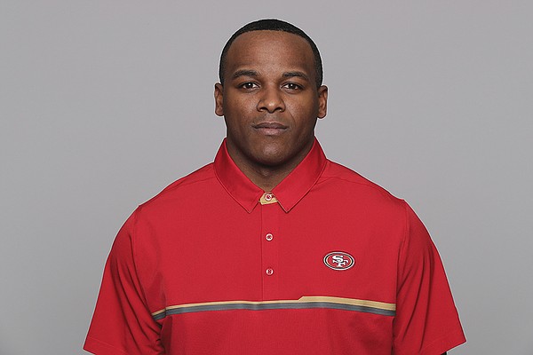 Former Hixson star Daniel Bullocks, now an assistant with the 49ers ...