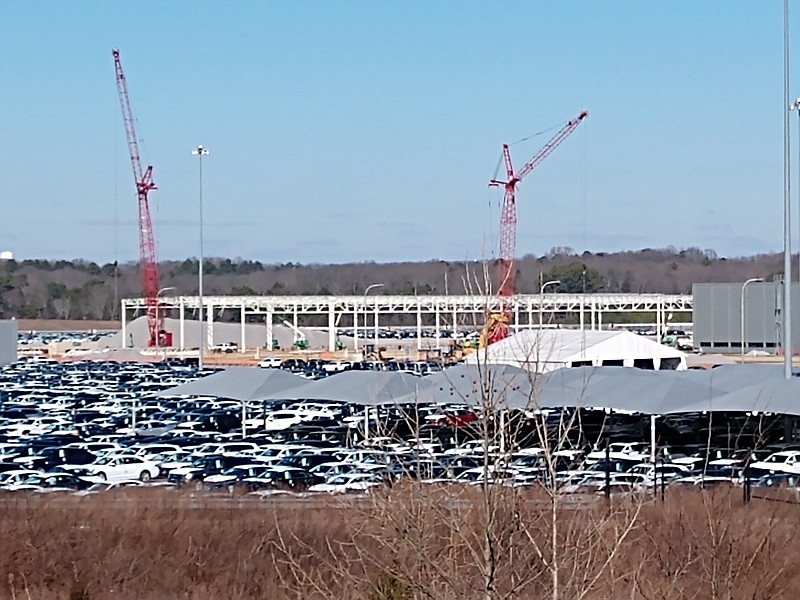 Volkswagen flips the switch with electric vehicles in Chattanooga ...