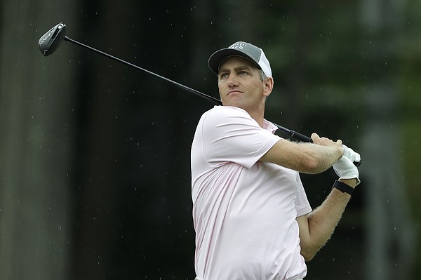 Former UGA golfer has Travelers Championship lead after stellar ...