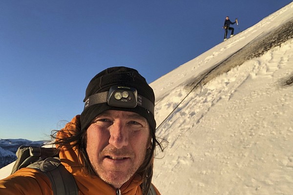 2 skiers defy death in descent of Yosemite's Half Dome | Chattanooga ...