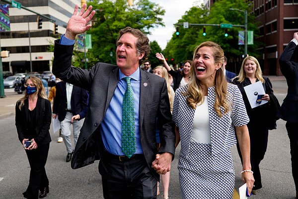 Tim Kelly takes office as mayor of Chattanooga | Chattanooga Times Free ...