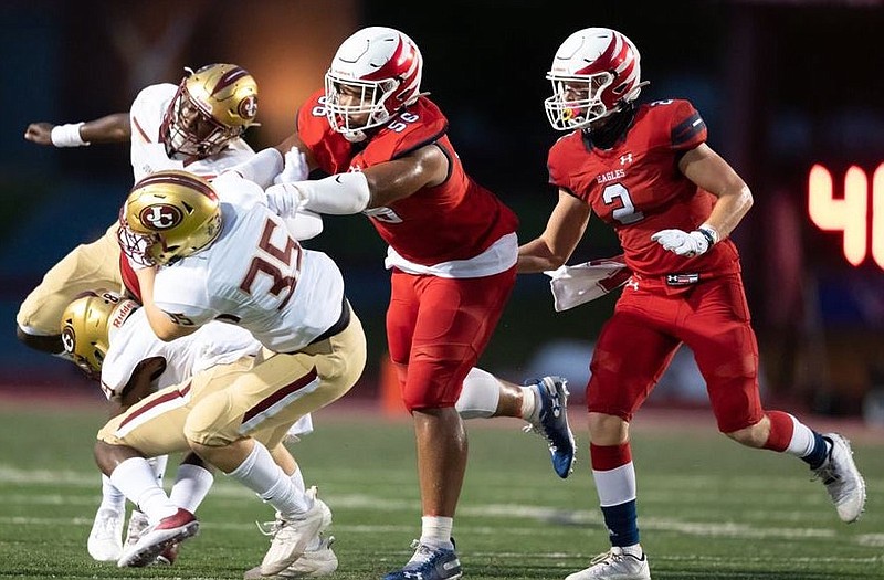 Tennessee's 10th football commitment for 2022 is offensive lineman from ...