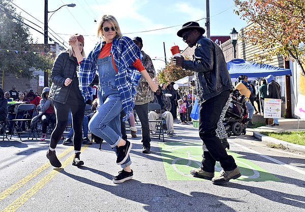 Chattanooga-area weekend festivals highlight arts, food, veterans ...