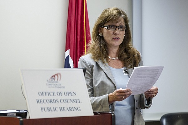 Tennessean's first female executive editor stepping down | Chattanooga ...