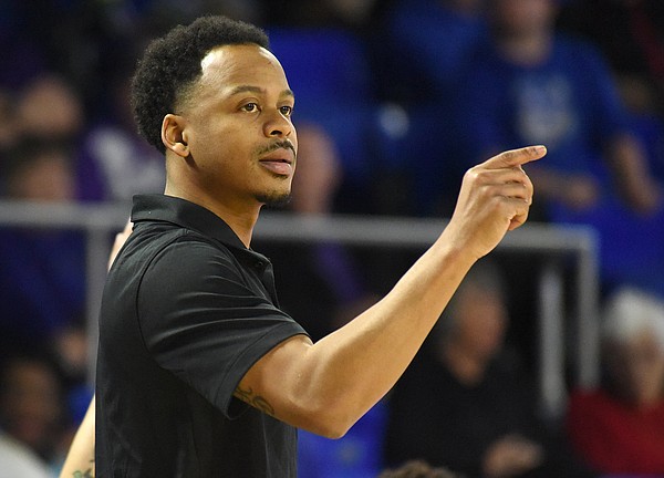 Tyner basketball coach E'Jay Ward's advice to Rams before state semis ...