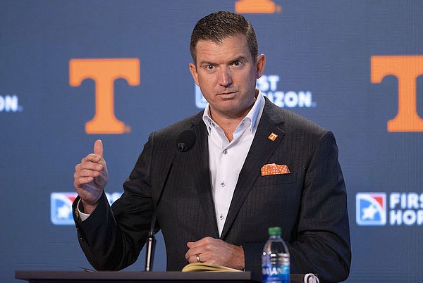 Wiedmer: Can UT's Rise Glorious mission statement succeed where Jerry ...