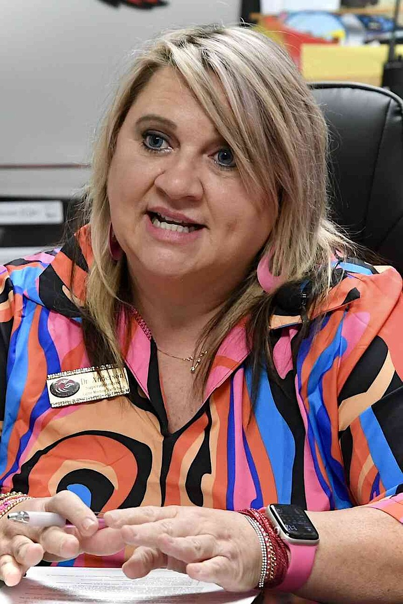 Hot Springs area leaders reflect on past, look to future on New Year’s ...